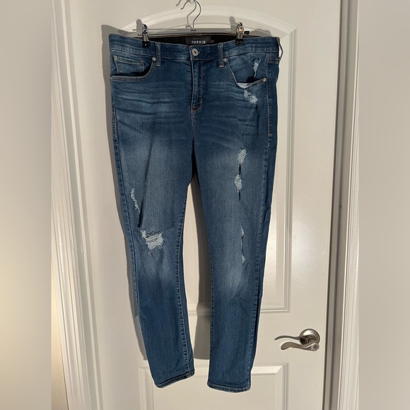 torrid | Jeans | Torrid Sky High Skinny Distressed Jeans | Poshmark